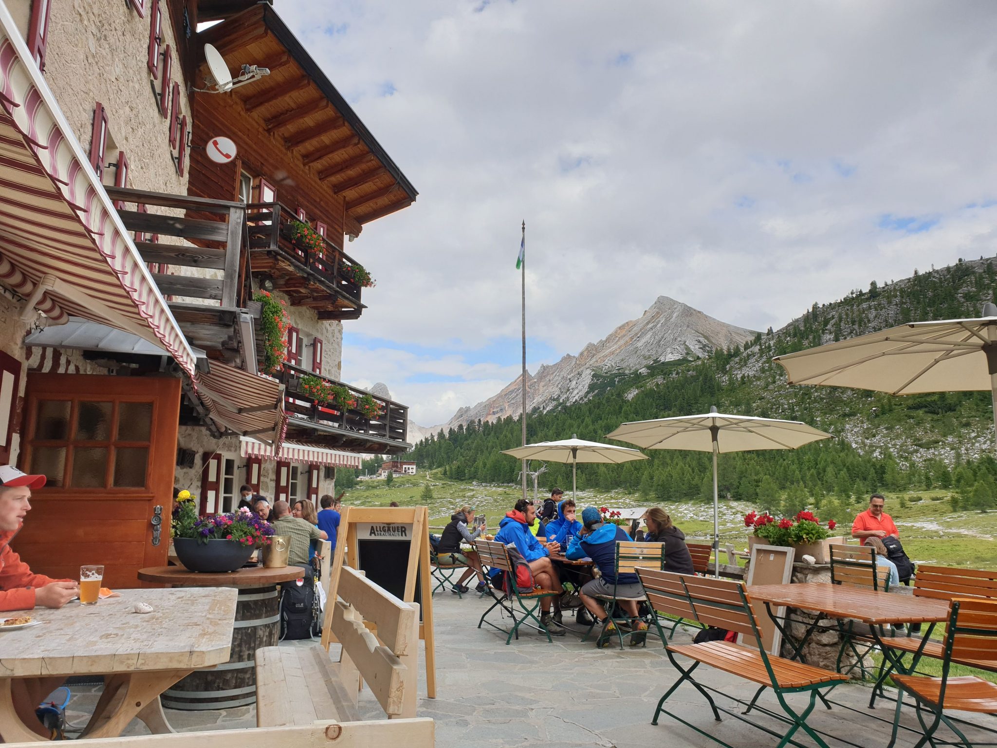 Italy: Central Dolomites, Hut to Hut Hiking - Bigtime Aventura